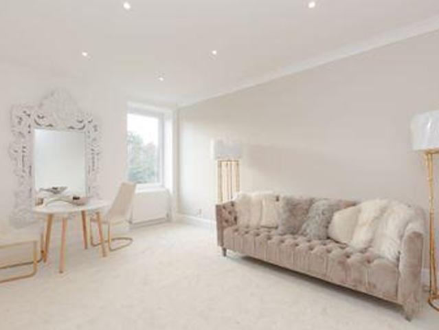 2 Bedrooms Flat for sale in 109 3F4, Gorgie Road, Edinburgh EH11