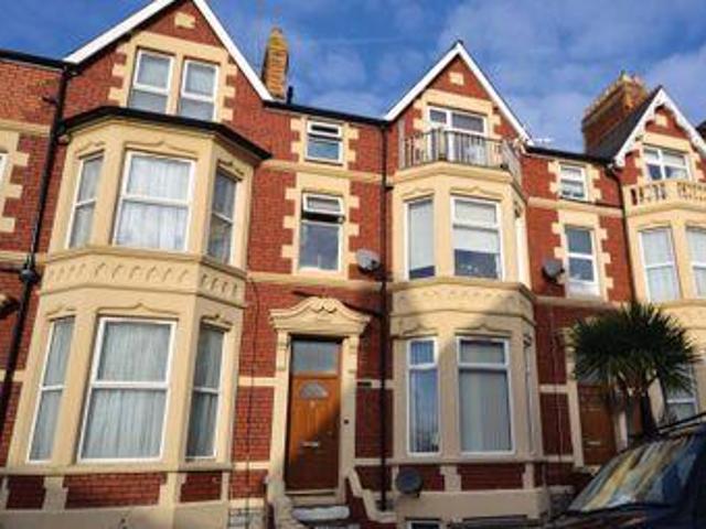 2 Bedrooms Flat for sale in 100 Kingsland Crescent, Barry, South Glamorgan CF63