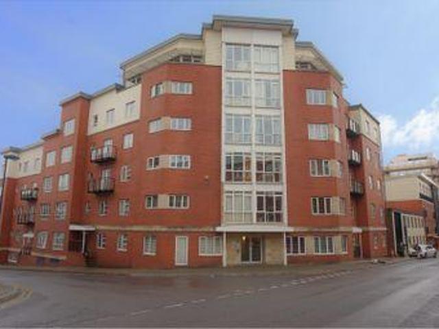 2 Bedrooms Flat for sale in 10 Townsend Way, Birmingham B1