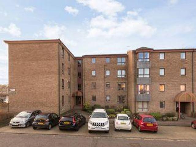 2 Bedrooms Flat for sale in 1/12 Sienna Gardens, Newington EH9