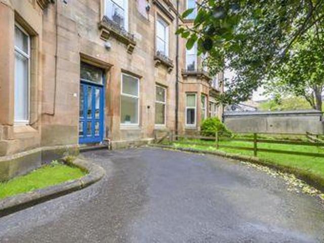 2 Bedrooms Flat for sale in 1/2, 1 Battlefield Crescent, Battlefield, Glasgow G42