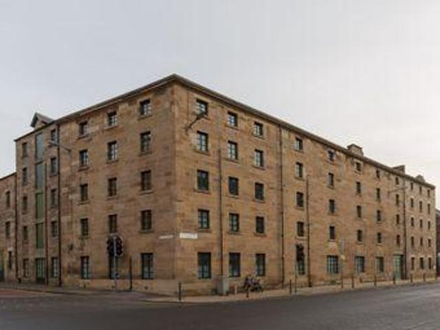 2 Bedrooms Flat for sale in 14/3 Yardheads, Edinburgh EH6