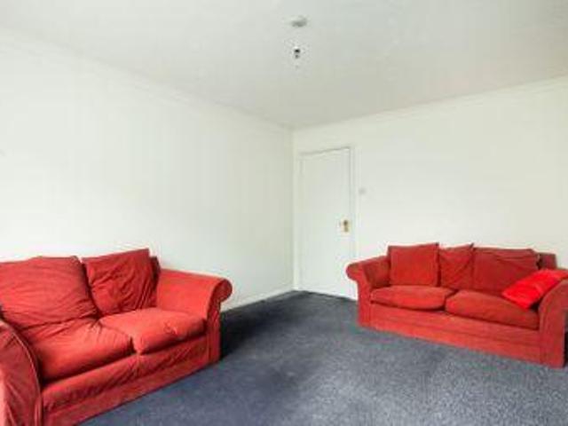 2 Bedrooms Flat for sale in 158 Norman Road, London E11