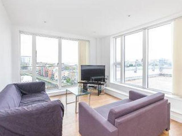 2 Bedrooms Flat for sale in 15 Seven Sea Gardens, Bow, London E3