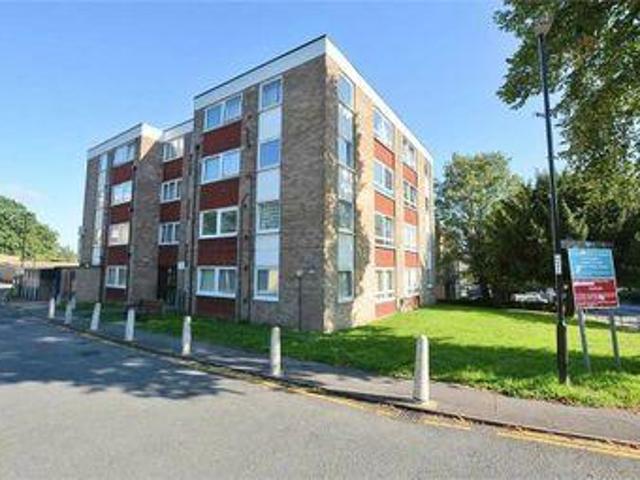 2 Bedrooms Flat for sale in 18 Bramley Hill, South Croydon, Surrey CR2
