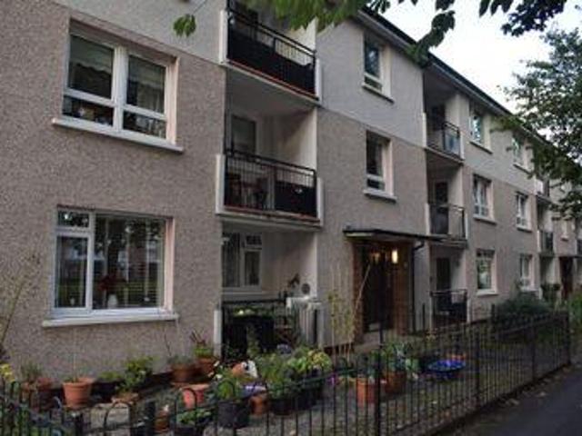 2 Bedrooms Flat for sale in 18 Sandwood Path, Flat 0/2, Glasgow G52