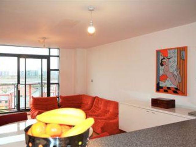 2 Bedrooms Flat for sale in 1 Blantyre Street, Manchester M15