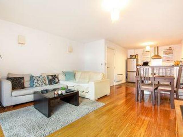 2 Bedrooms Flat for sale in 1 Blantyre Street, Manchester M15