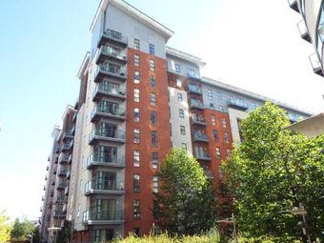 2 Bedrooms Flat for sale in 1 Hornbeam Way, The Green Quarter, Manchester, Greater Manchester M4