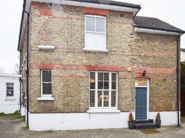 2 Bedrooms Flat for sale in 208 Avenue Road, Acton W3