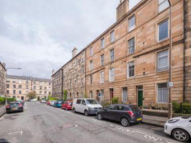 2 Bedrooms Flat for sale in 21/8 Oxford Street, Edinburgh EH8
