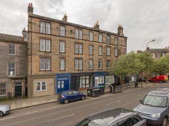 2 Bedrooms Flat for sale in 27/1 Trinity Crescent, Edinburgh EH5