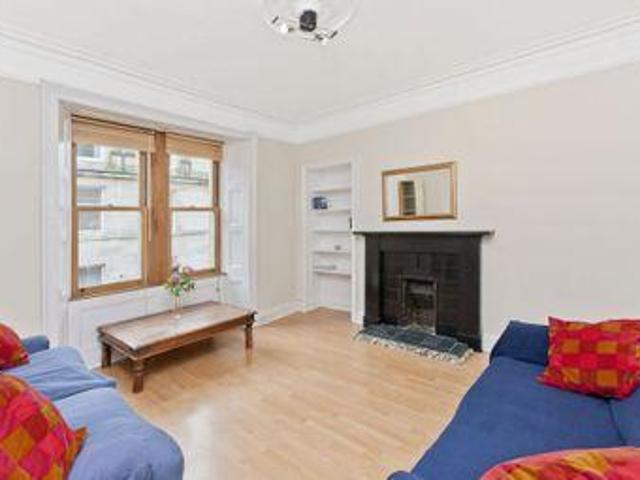 2 Bedrooms Flat for sale in 2/8 Buccleuch Terrace, Newington, Edinburgh EH8