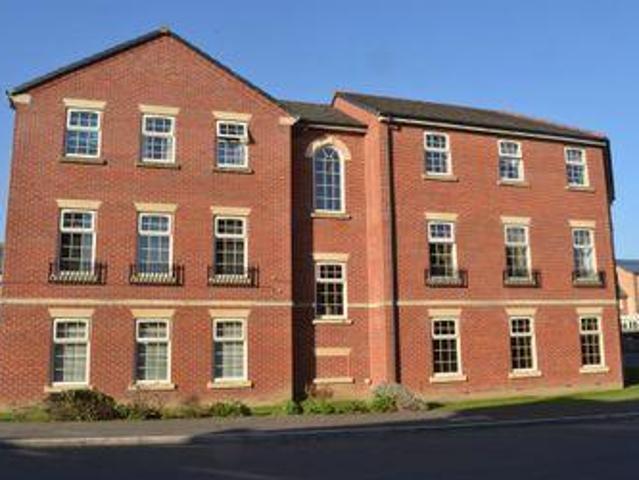 2 Bedrooms Flat for sale in 2 Bridgewater Way, Ravenfield S65