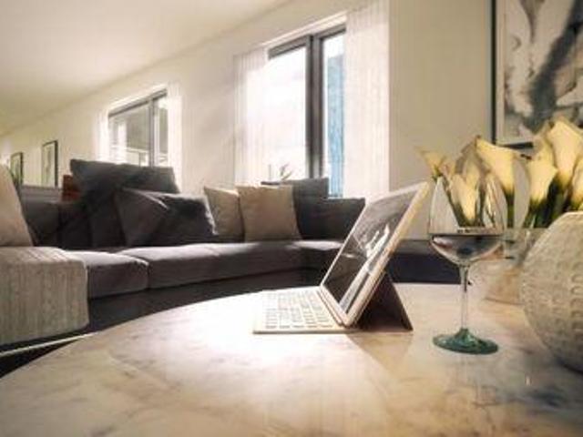 2 Bedrooms Flat for sale in 2 Liverpool Street, Salford M5
