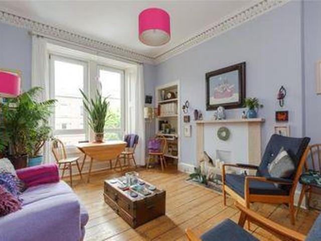 2 Bedrooms Flat for sale in 2F3, Balfour Street, Edinburgh EH6
