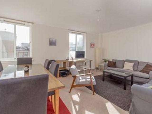 2 Bedrooms Flat for sale in 30/9 East Fountainbridge, Edinburgh EH3
