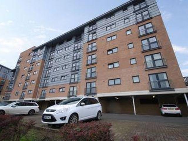 2 Bedrooms Flat for sale in 3/3, 3 Barrland Court, Pollokshields, Glasgow G41
