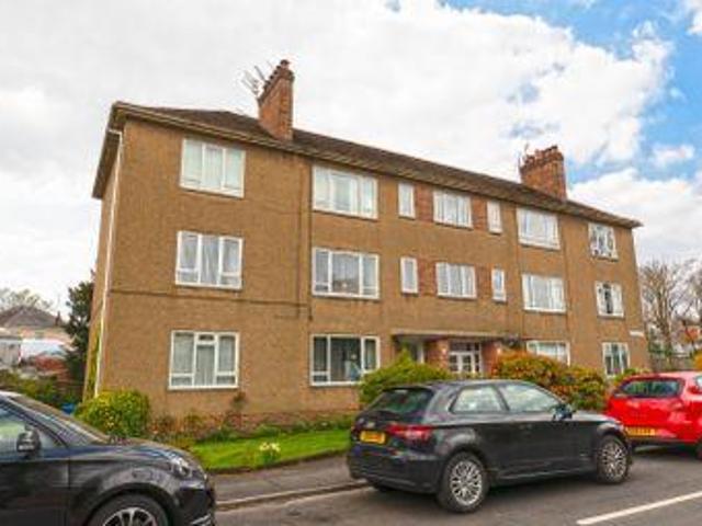2 Bedrooms Flat for sale in 35 Strathendrick Drive, Glasgow G44