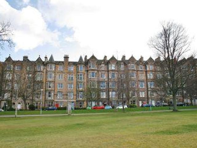 2 Bedrooms Flat for sale in 36/9 Warrender Park Terrace, Marchmont, Edinburgh EH9