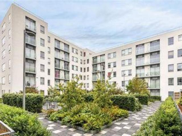 2 Bedrooms Flat for sale in 386 Streatham High Road, Streatham SW16