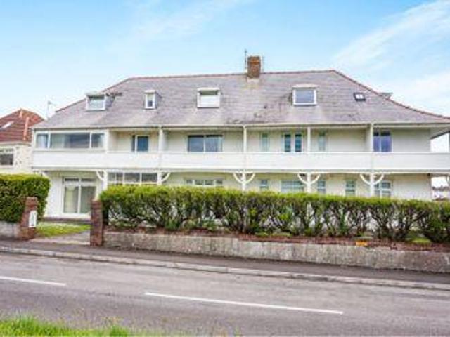 2 Bedrooms Flat for sale in 38 West Drive, Porthcawl CF36