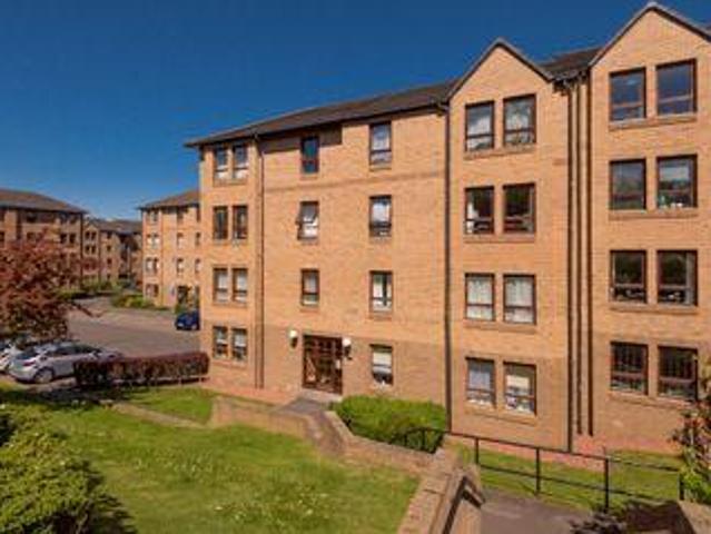 2 Bedrooms Flat for sale in 41/5 Parkside Terrace, Newington EH16