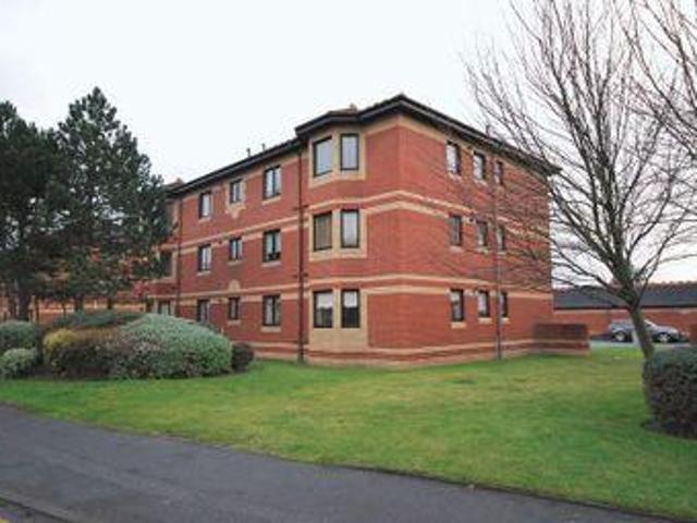 2 Bedrooms Flat for sale in 4G Monkton Court, Prestwick KA9