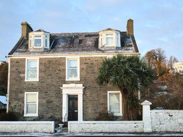 2 Bedrooms Flat for sale in 53 Ardbeg Road, Rothesay, Isle Of Bute PA20