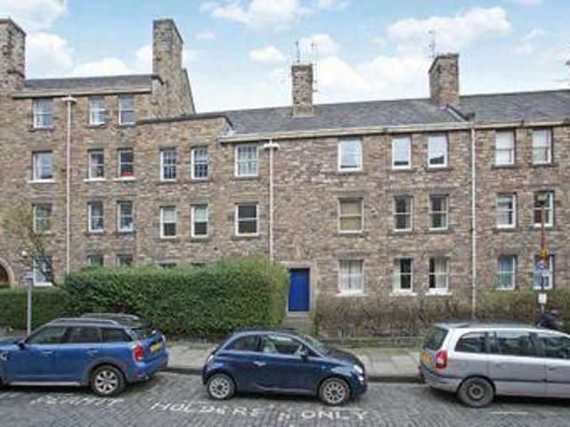 2 Bedrooms Flat for sale in 6/3 Richmond Place, Newington, Edinburgh EH8