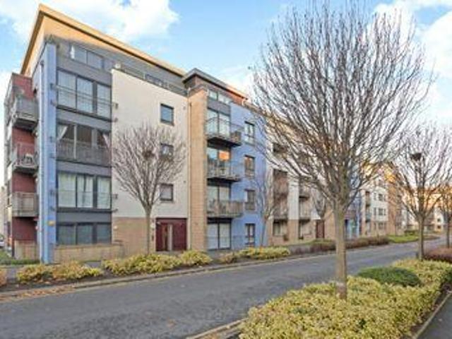 2 Bedrooms Flat for sale in 7/8 East Pilton Farm Avenue, Fettes, Edinburgh EH5
