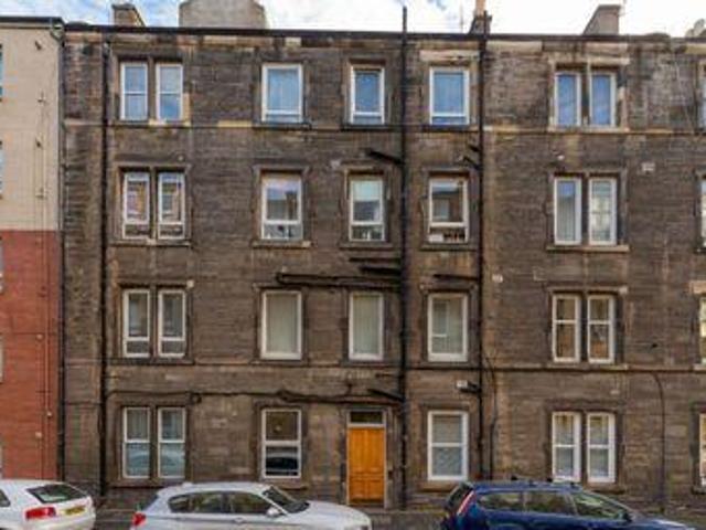 2 Bedrooms Flat for sale in 7/8 Pirrie Street, Edinburgh EH6
