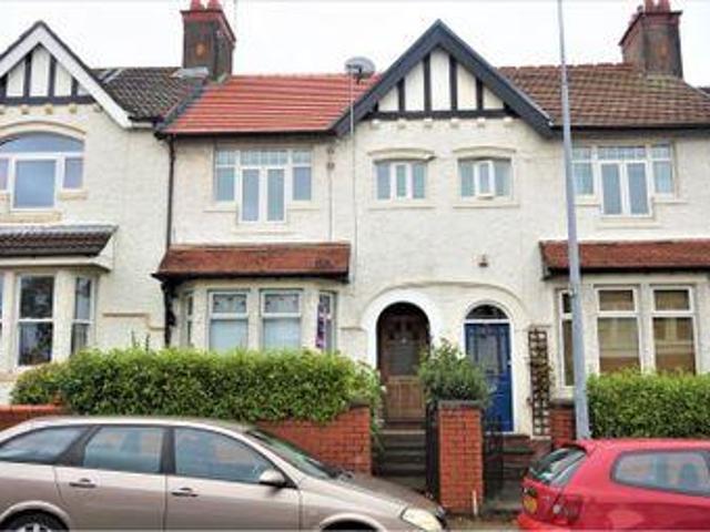 2 Bedrooms Flat for sale in 84 Cornerswell Road, Penarth CF64