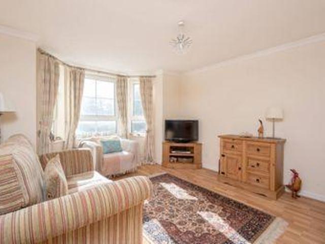 2 Bedrooms Flat for sale in 8 Bonnington Gait, Edinburgh EH6
