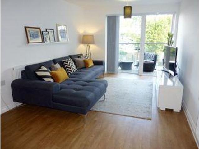 2 Bedrooms Flat for sale in 8 Homesdale Road, Bromley BR2