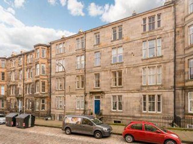 2 Bedrooms Flat for sale in 9/10 Leslie Place, Stockbridge EH4