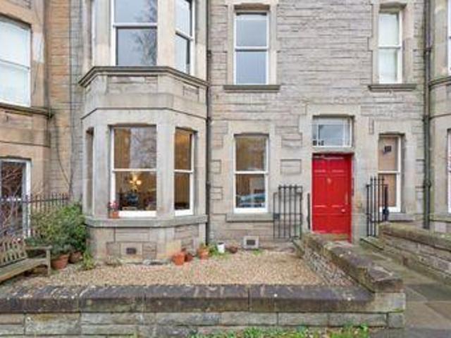 2 Bedrooms Flat for sale in 9/1 Viewforth Square, Viewforth, Edinburgh EH10