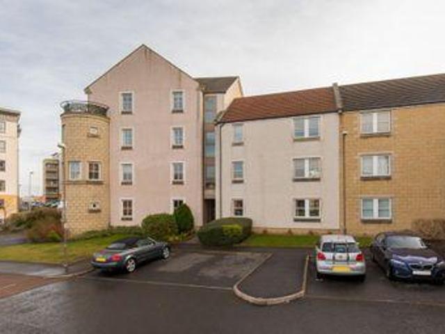 2 Bedrooms Flat for sale in 9 Newhaven Place, Edinburgh EH6