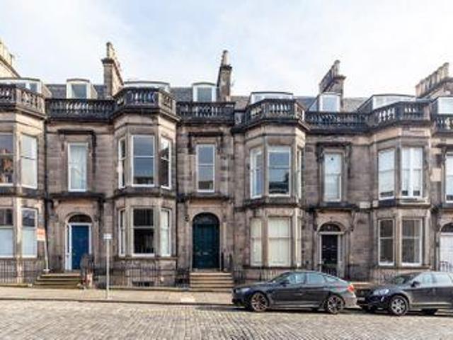2 Bedrooms Flat for sale in Coates Gardens, Edinburgh EH12