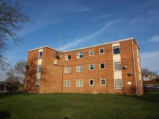 2 Bedrooms Flat for sale in Colliers Way, Reading RG30