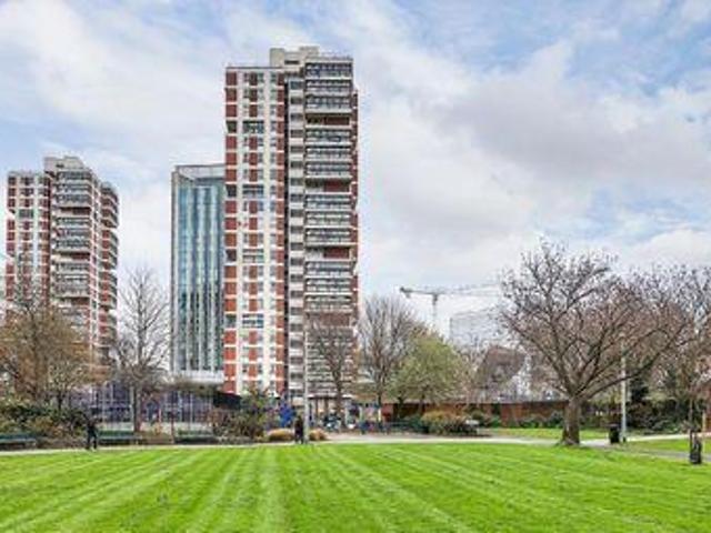 2 Bedrooms Flat for sale in Columbia Point, Canada Water, London SE16