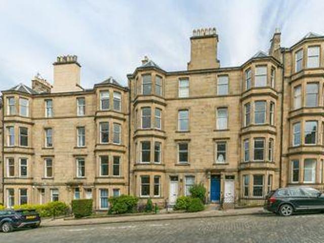 2 Bedrooms Flat for sale in Comely Bank Avenue, Comely Bank, Edinburgh EH4