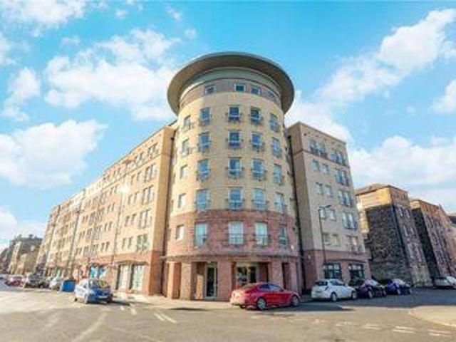 2 Bedrooms Flat for sale in Constitution Street, Edinburgh EH6