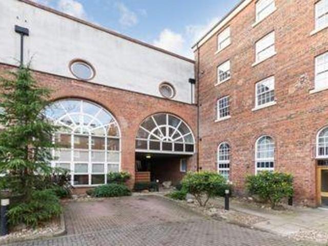 2 Bedrooms Flat for sale in Cook Street, Tradeston, Glasgow, Lanarkshire G5