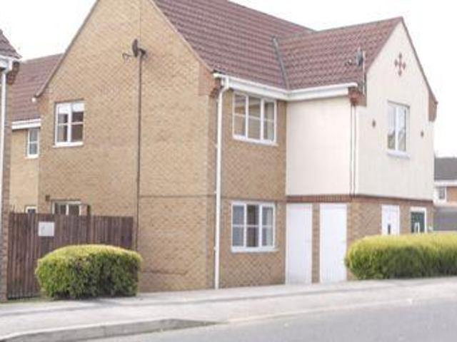 2 Bedrooms Flat for sale in Cookson Road, Leicester LE4