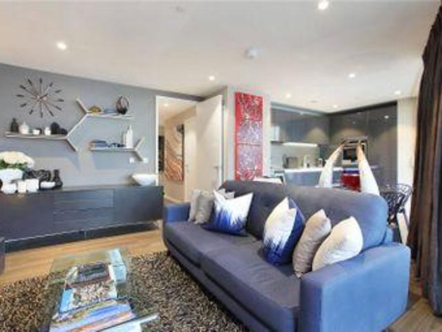 2 Bedrooms Flat for sale in Copperlight Apartments, 16 Buckhold Road, Wandsworth, London SW18