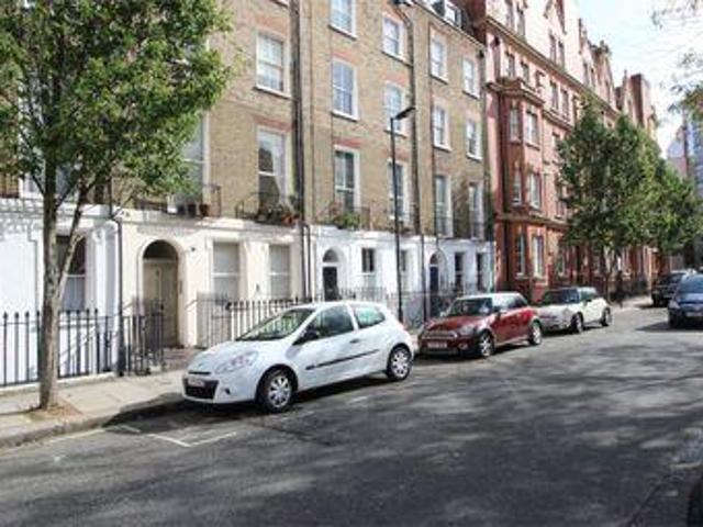 2 Bedrooms Flat for sale in Cosway Street, Marylebone, London NW1