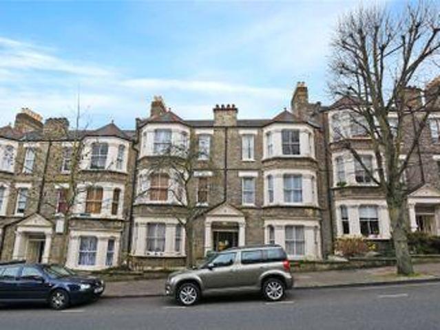 2 Bedrooms Flat for sale in Cathcart Hill, London N19