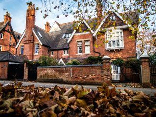 2 Bedrooms Flat for sale in Cavendish Road East, The Park, Nottingham NG7