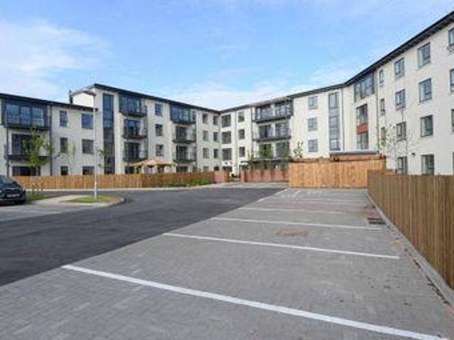 2 Bedrooms Flat for sale in Cable Drive, Helsby, Cheshire WA6